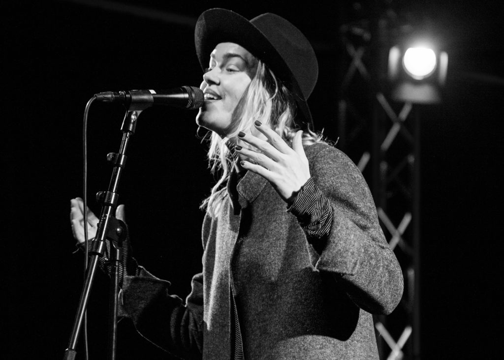 Ana Diaz @ Debaser Strand – Your Living City